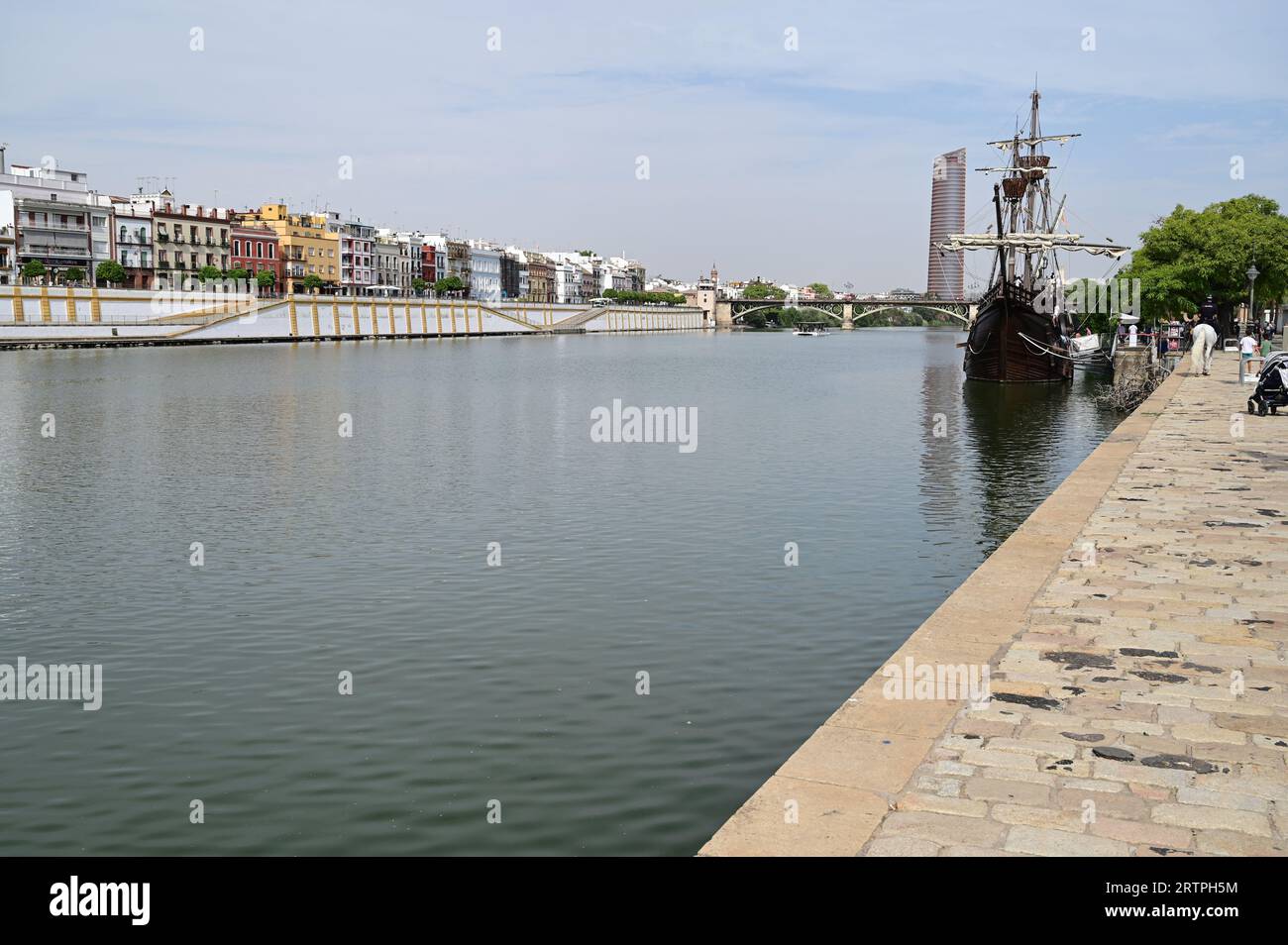 Nao building hi-res stock photography and images - Alamy