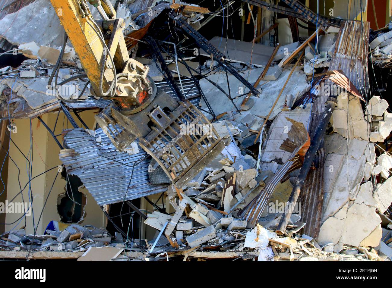 Demolition of a structure Stock Photo - Alamy