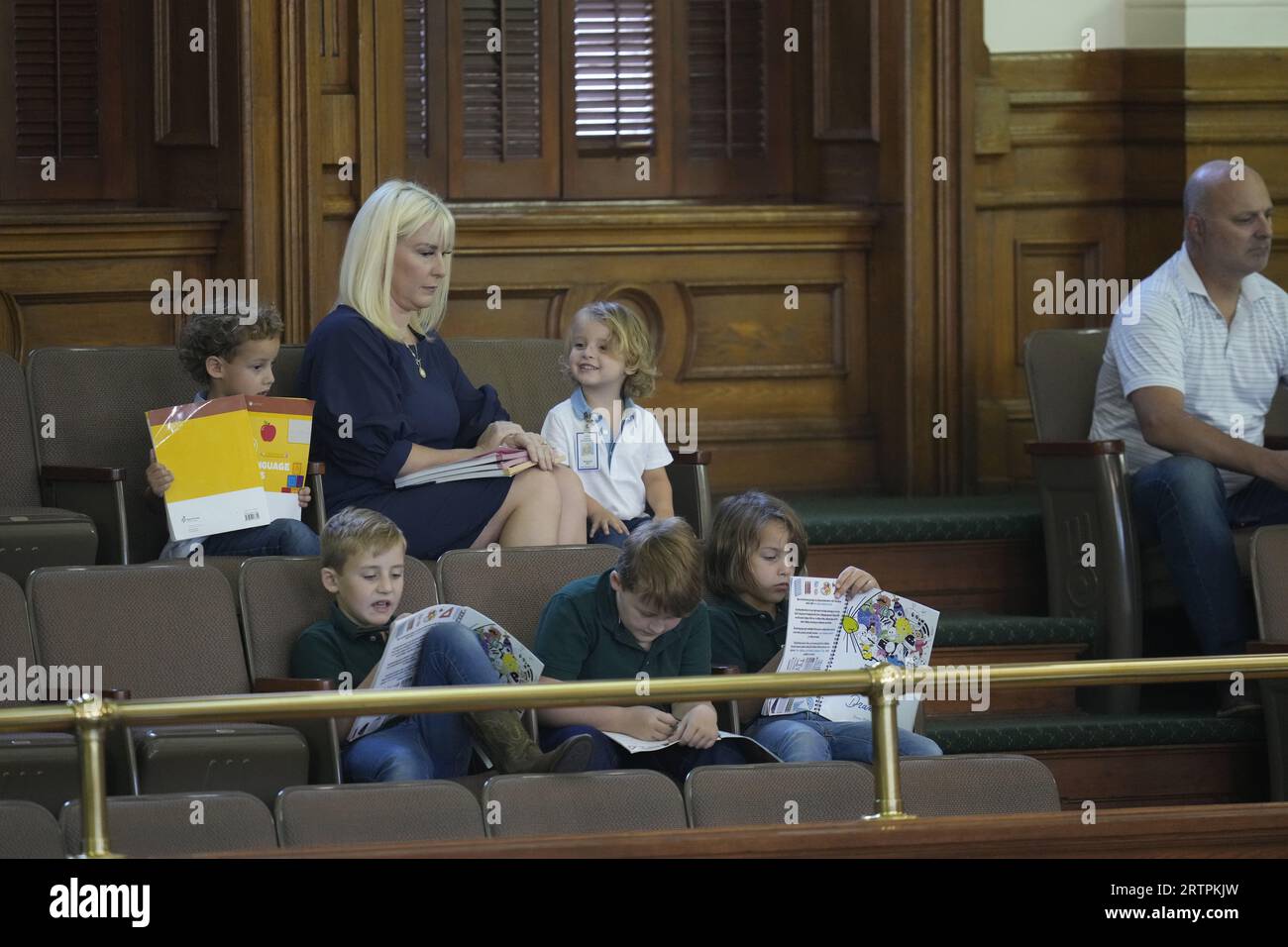 Day 8 morning session hi-res stock photography and images - Alamy