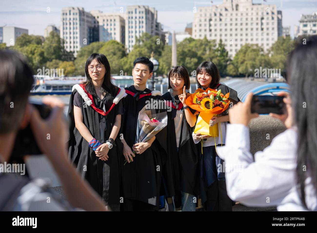 Graduate outcomes hi-res stock photography and images - Alamy