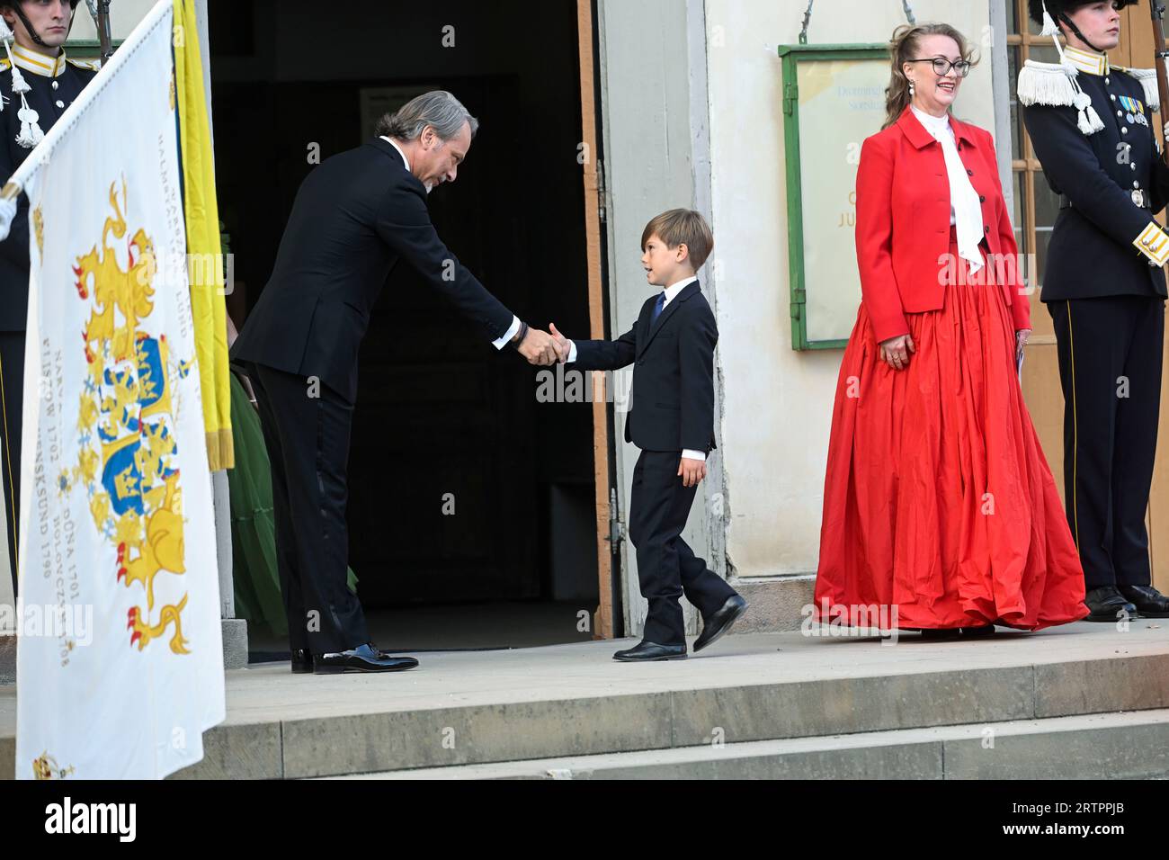Prince Oscar arrives at Drottningholm Palace Theatre in Stockholm ...