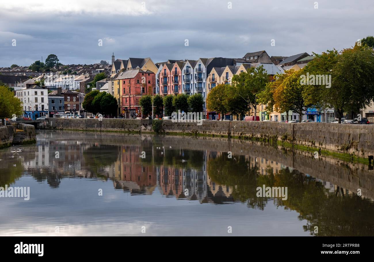 Lee bank hi-res stock photography and images - Alamy