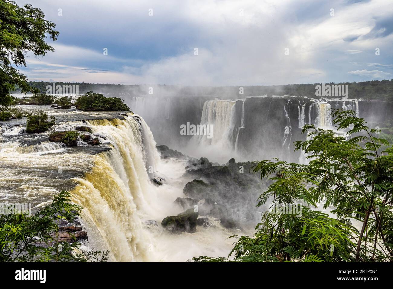 Devil's Throat at Iguazu Falls, one of the world's great natural ...
