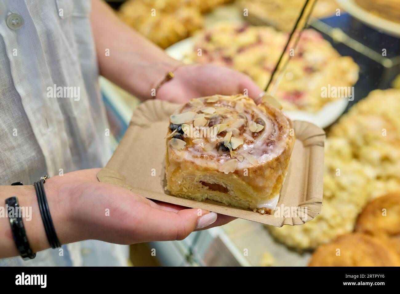 Hands against the display case hi-res stock photography and images - Alamy