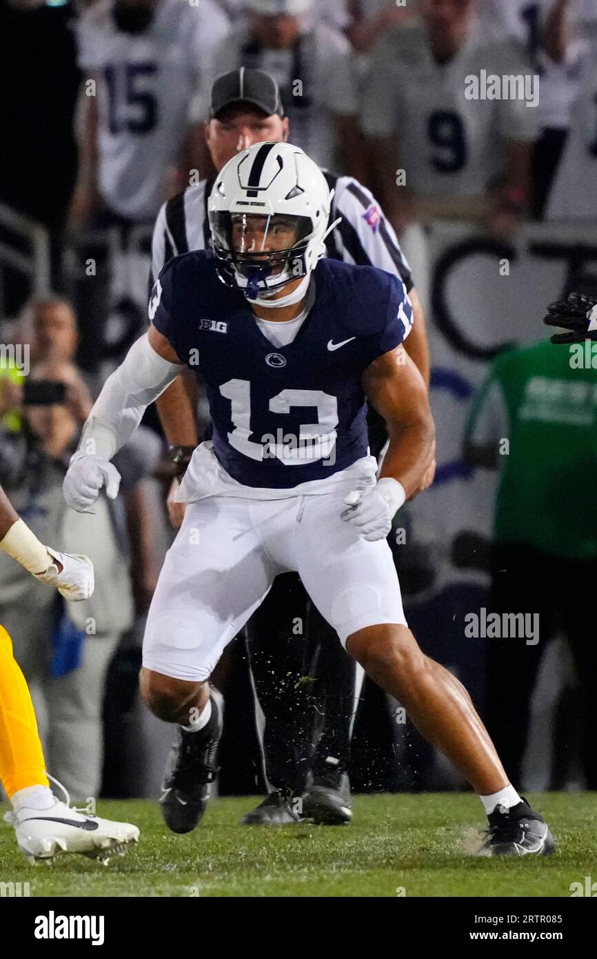 UNIVERSITY PARK, PA - SEPTEMBER 02: Penn State Nittany Lions Linebacker ...