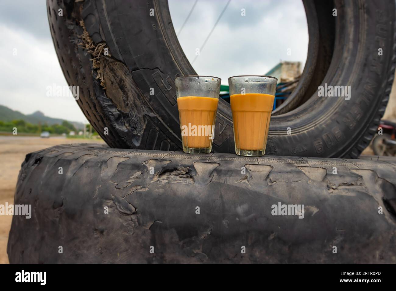 Roadside tea stall hi-res stock photography and images - Alamy