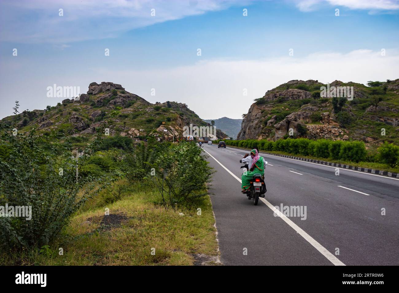 National highways vehicle hi-res stock photography and images - Alamy