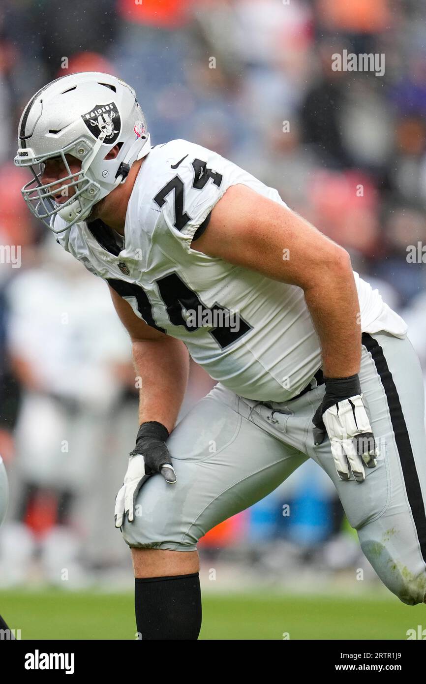 Las Vegas Raiders offensive tackle Kolton Miller (74) lines up against ...