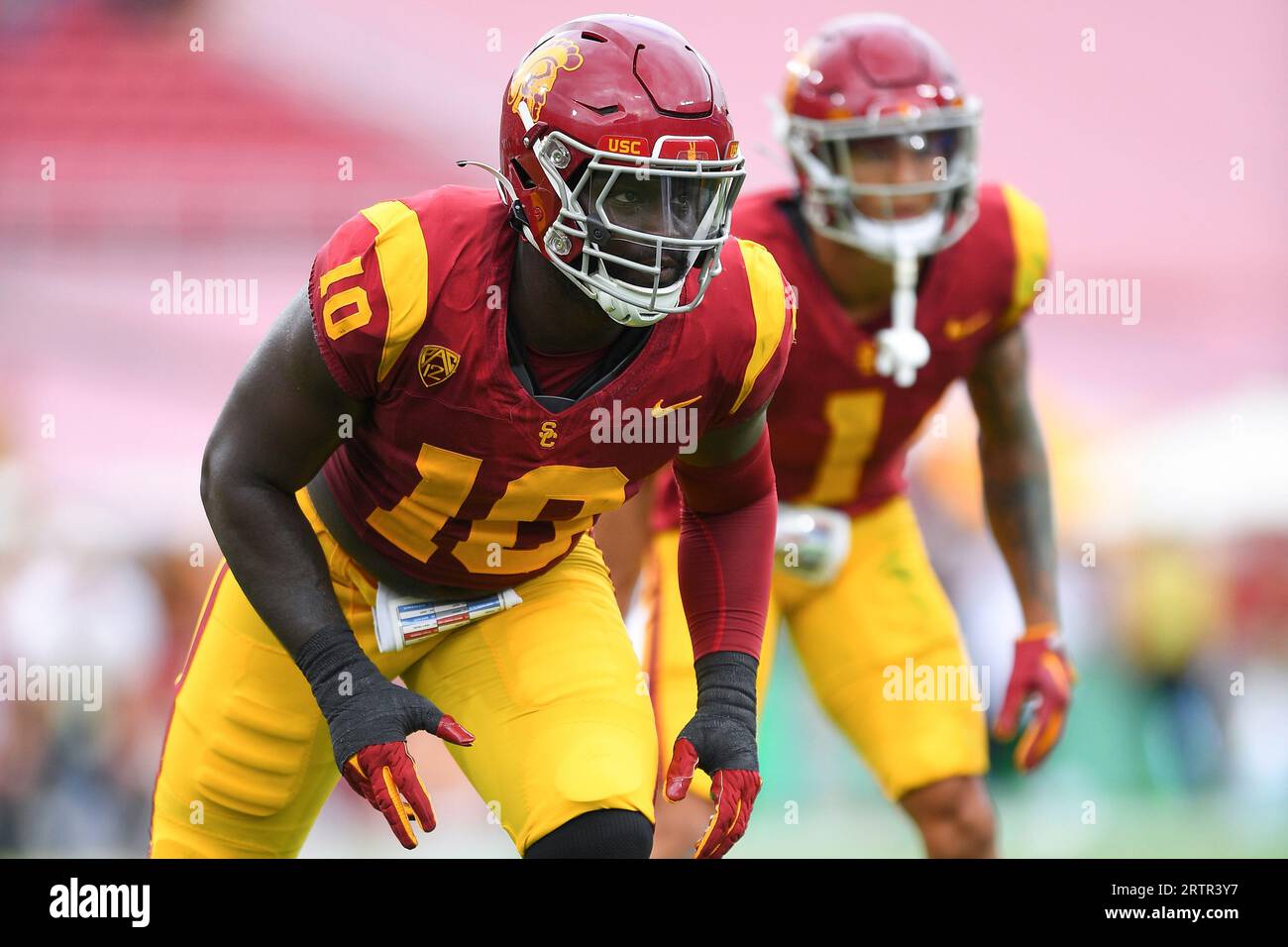LOS ANGELES, CA - SEPTEMBER 02: USC Trojans rush end Jamil Muhammad (10 ...