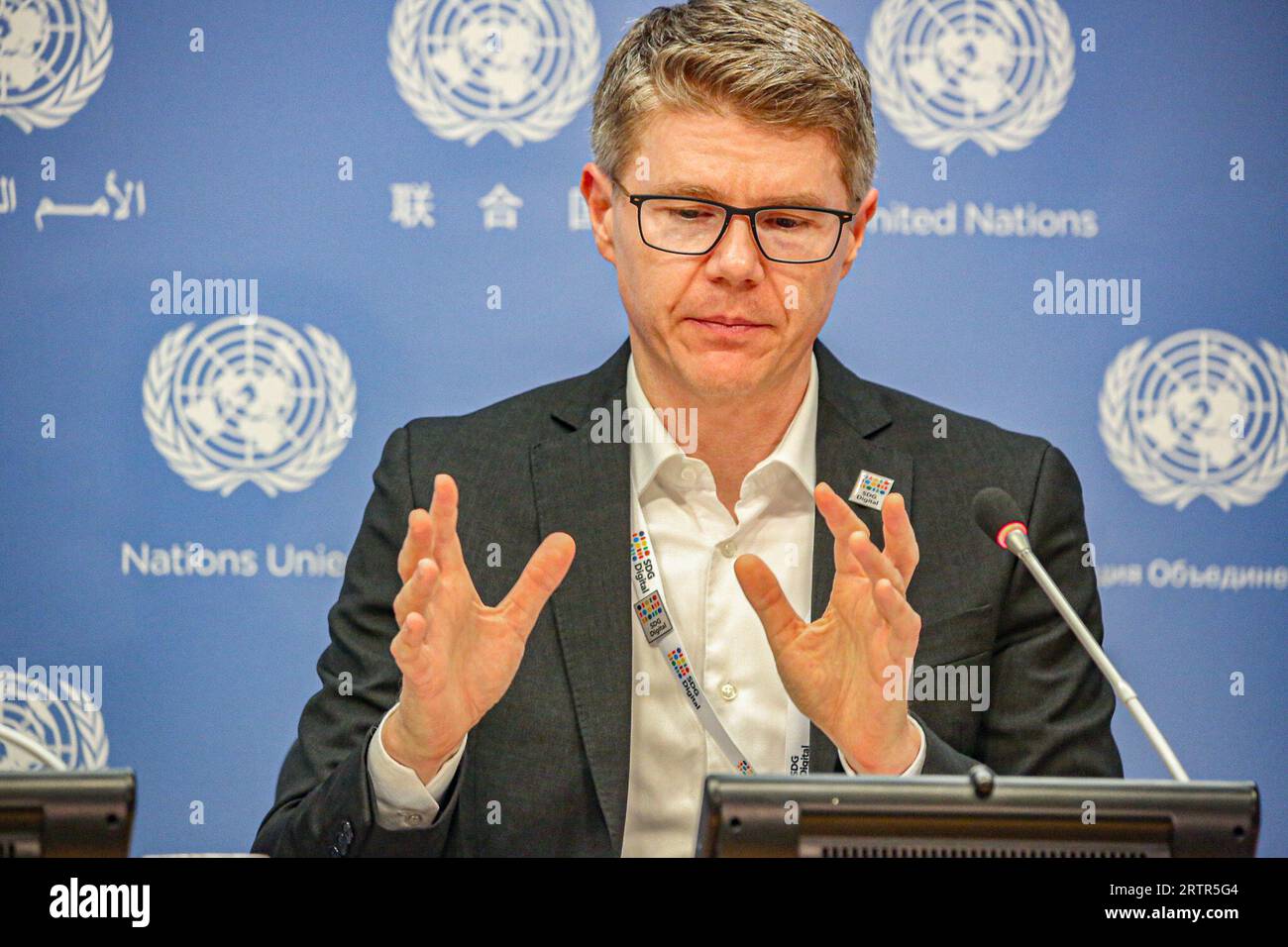 Opp officer hi-res stock photography and images - Alamy