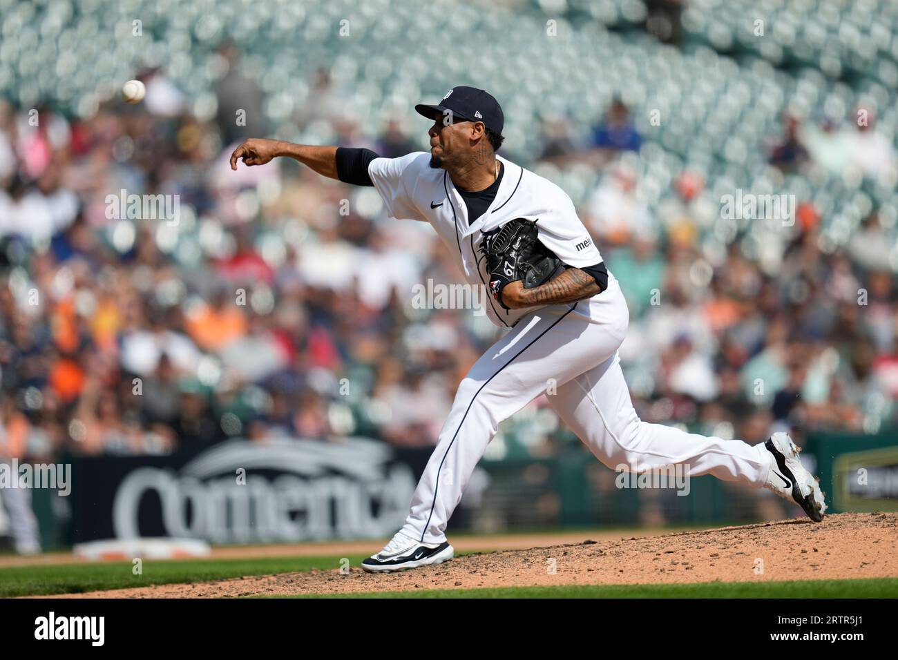 Detroit Tigers relief pitcher Jose Cisnero throws against the ...