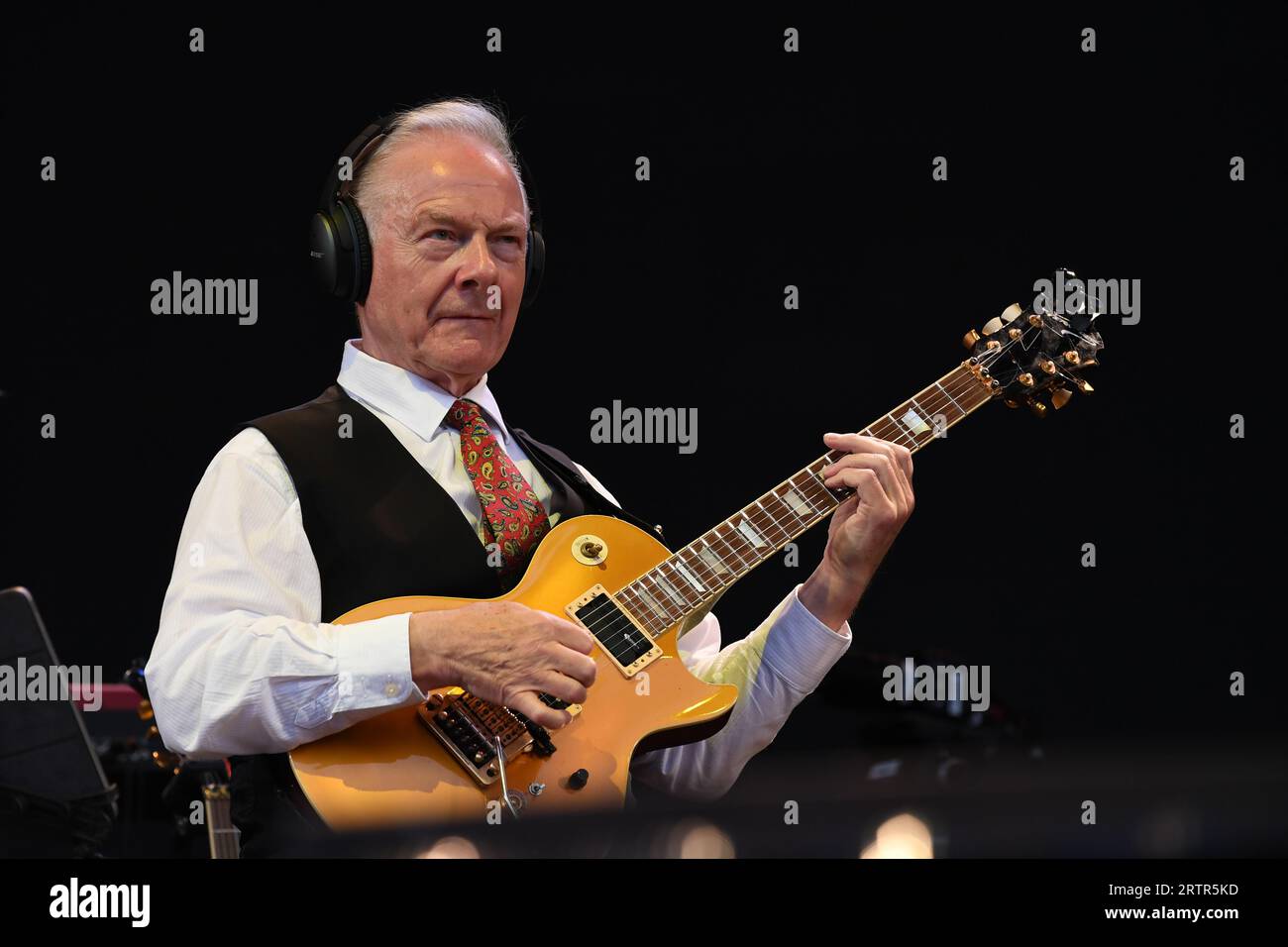 Robert fripp hi-res stock photography and images - Alamy