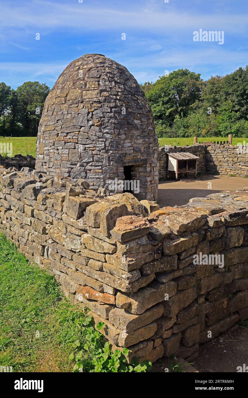 Corbelled stone pigsty, Mediaeval village at Cosmeston Lakes and ...