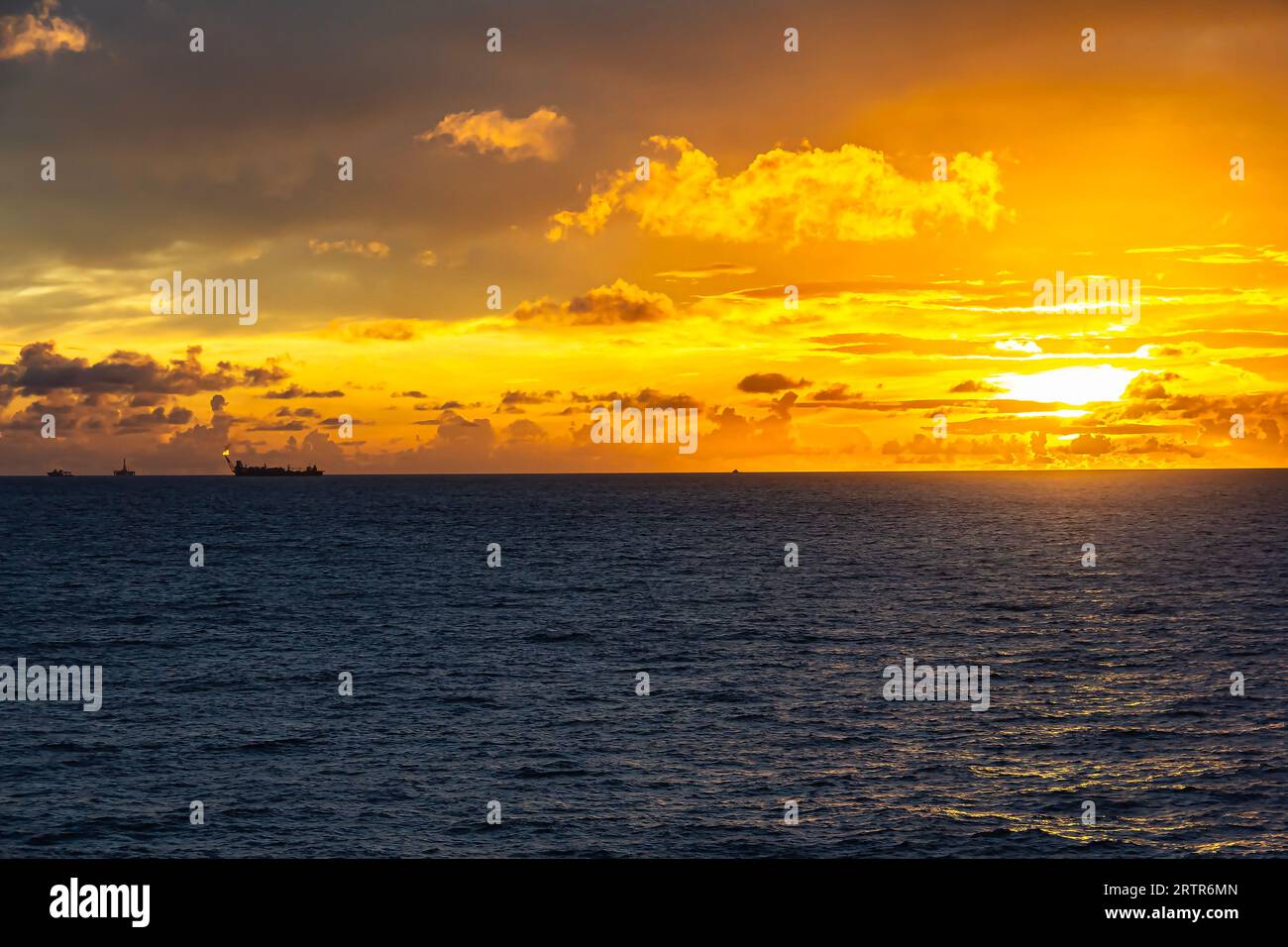 Offshore work area, ships, towers, and FPSO Stock Photo - Alamy