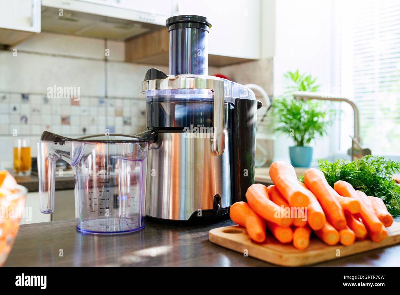 Modern juicer fruits on hi-res stock photography and images - Alamy