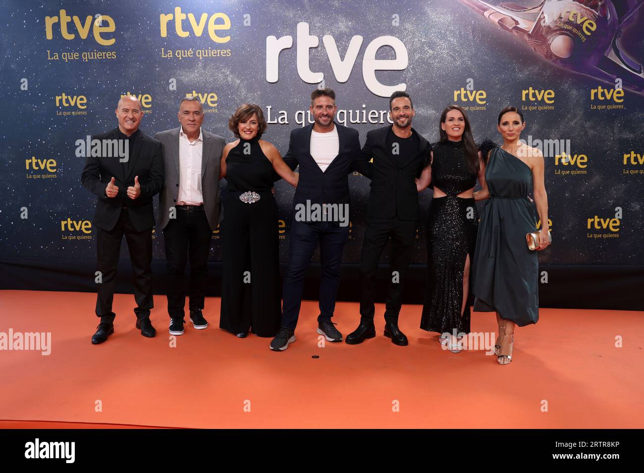 El equipo del canal 24h de RTVE durante la fiesta de presentación de la nueva temporada 23-24 de ...