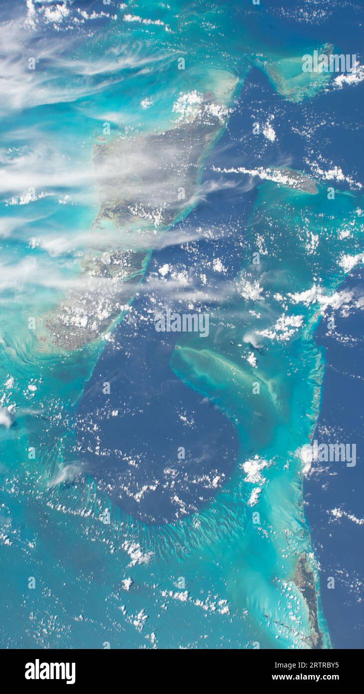 The Bahamas. 23rd Aug, 2023. The teal and deep blue waters of The ...