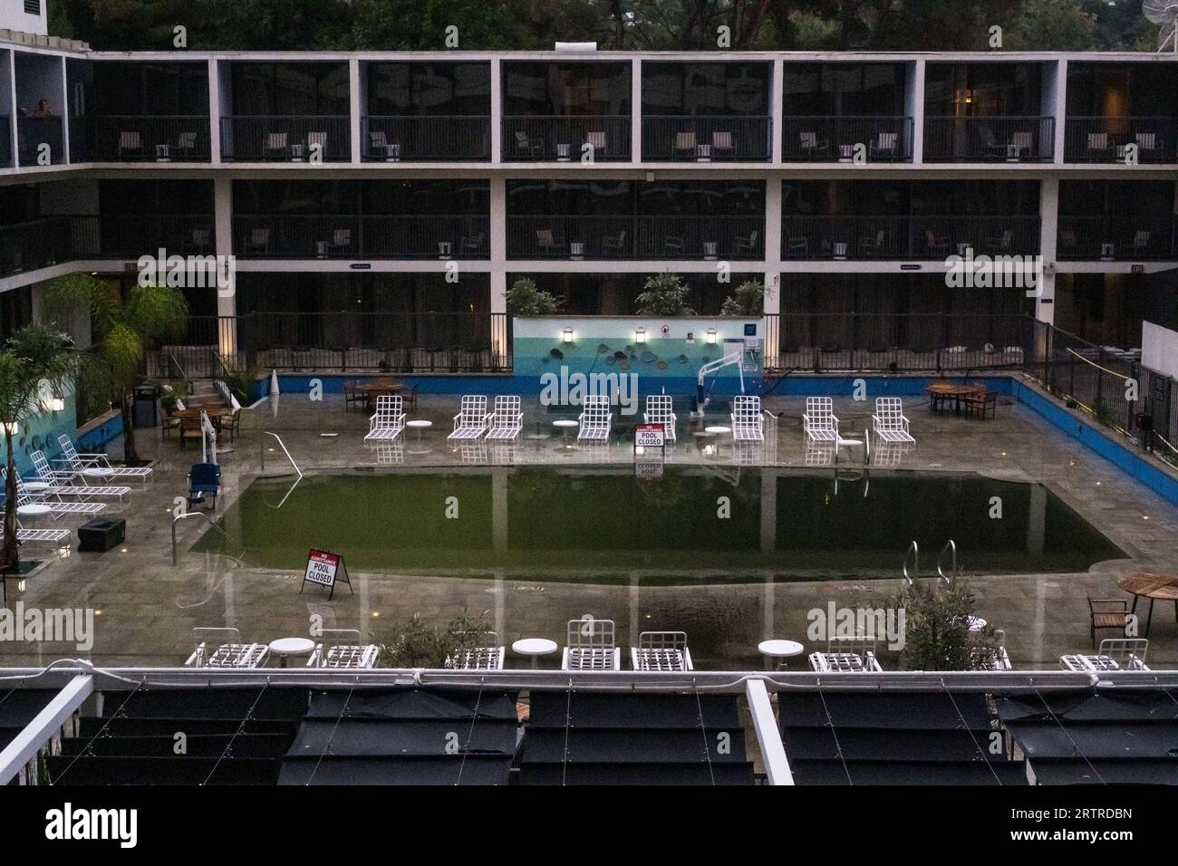 Los Angeles, USA. 21 Aug, 2023. Pool flooding after a big storm Stock ...