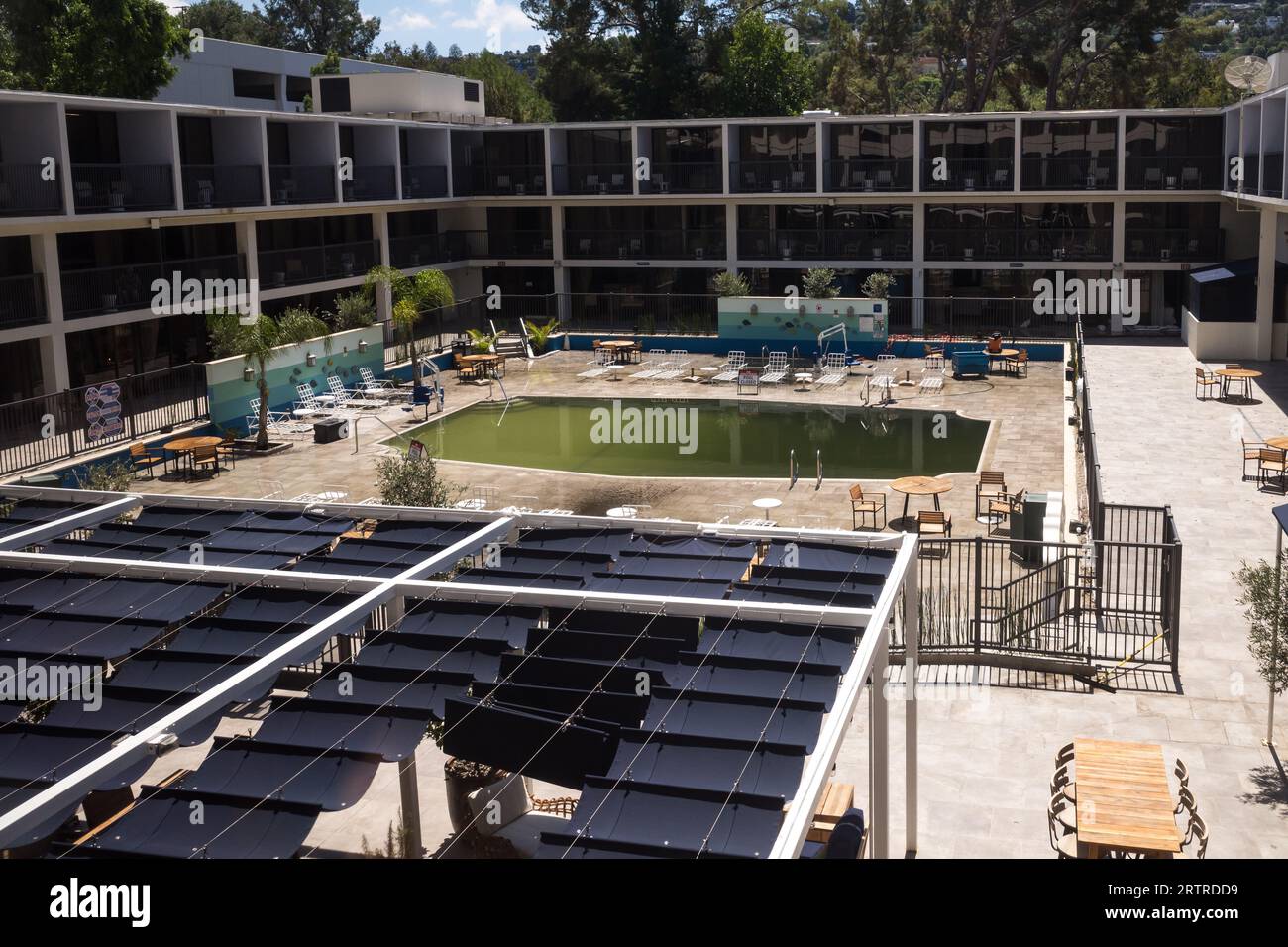 Los Angeles, USA. 21 Aug, 2023. Pool flooding after a big storm Stock ...