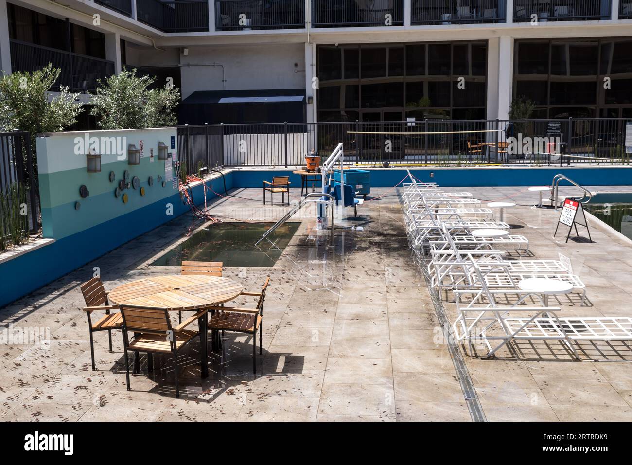 Los Angeles, USA. 21 Aug, 2023. Pool flooding after a big storm Stock ...