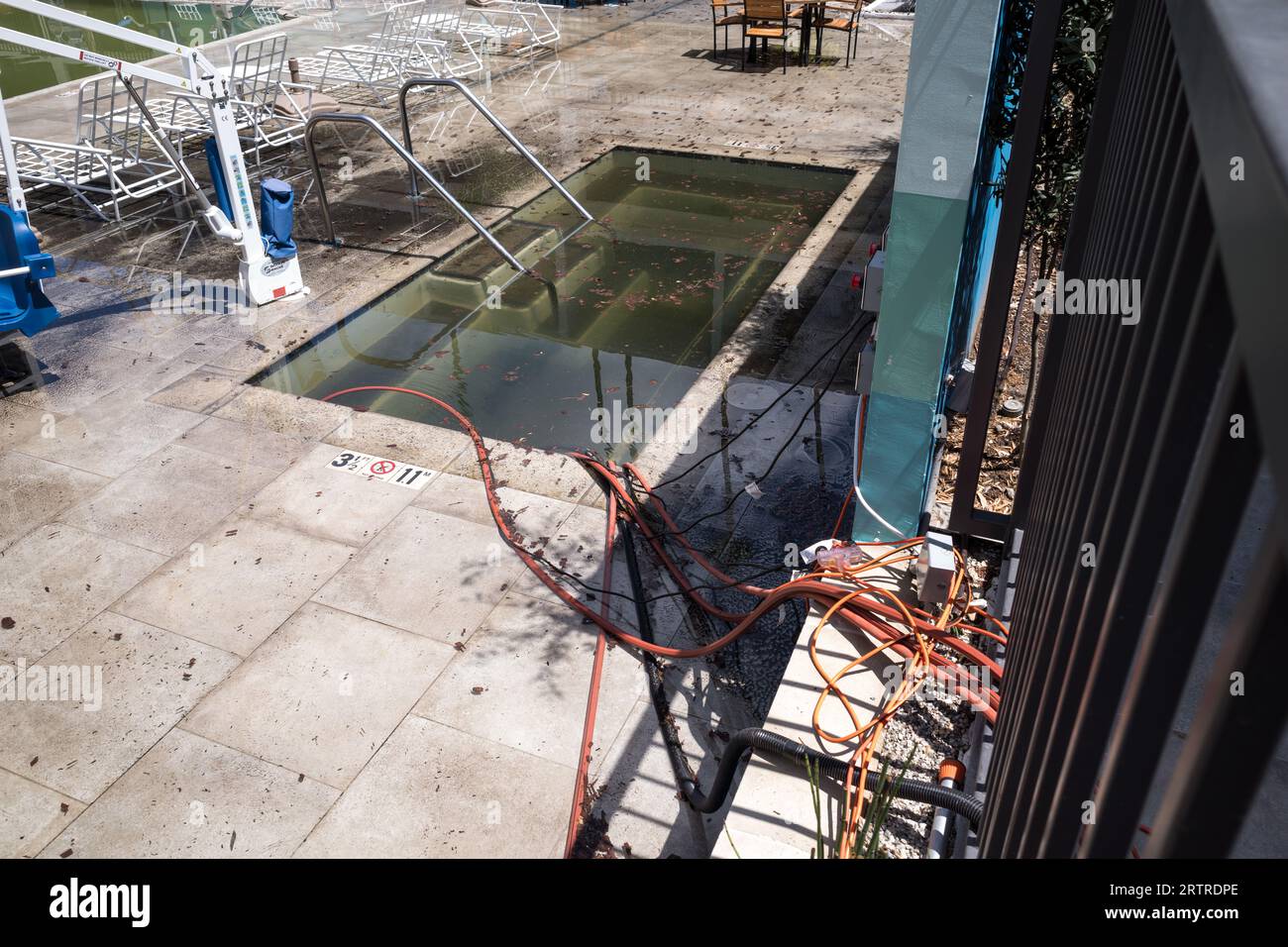 Los Angeles, USA. 21 Aug, 2023. Pool flooding after a big storm Stock ...