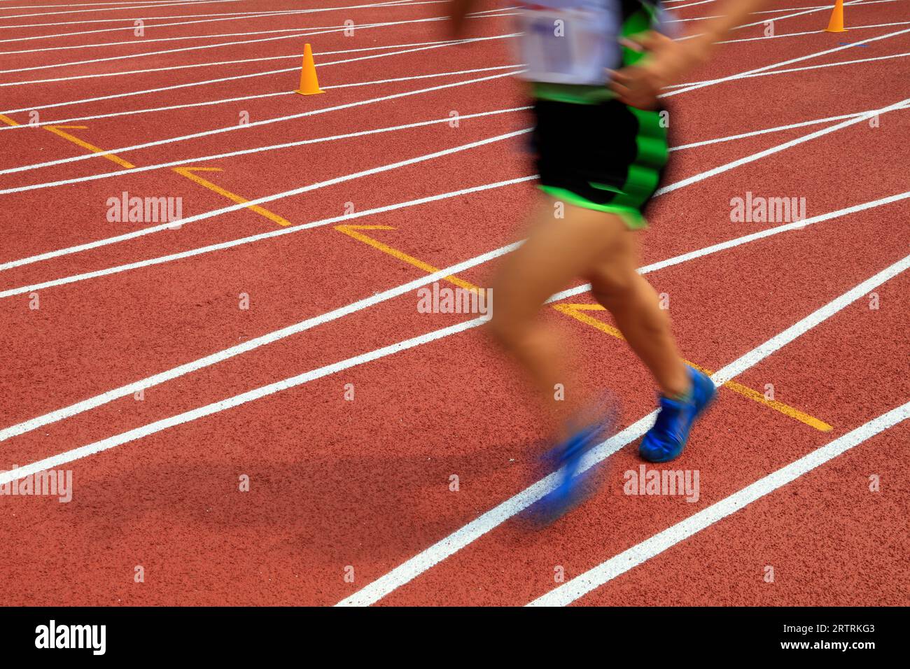 legs of a long distance runne Stock Photo - Alamy