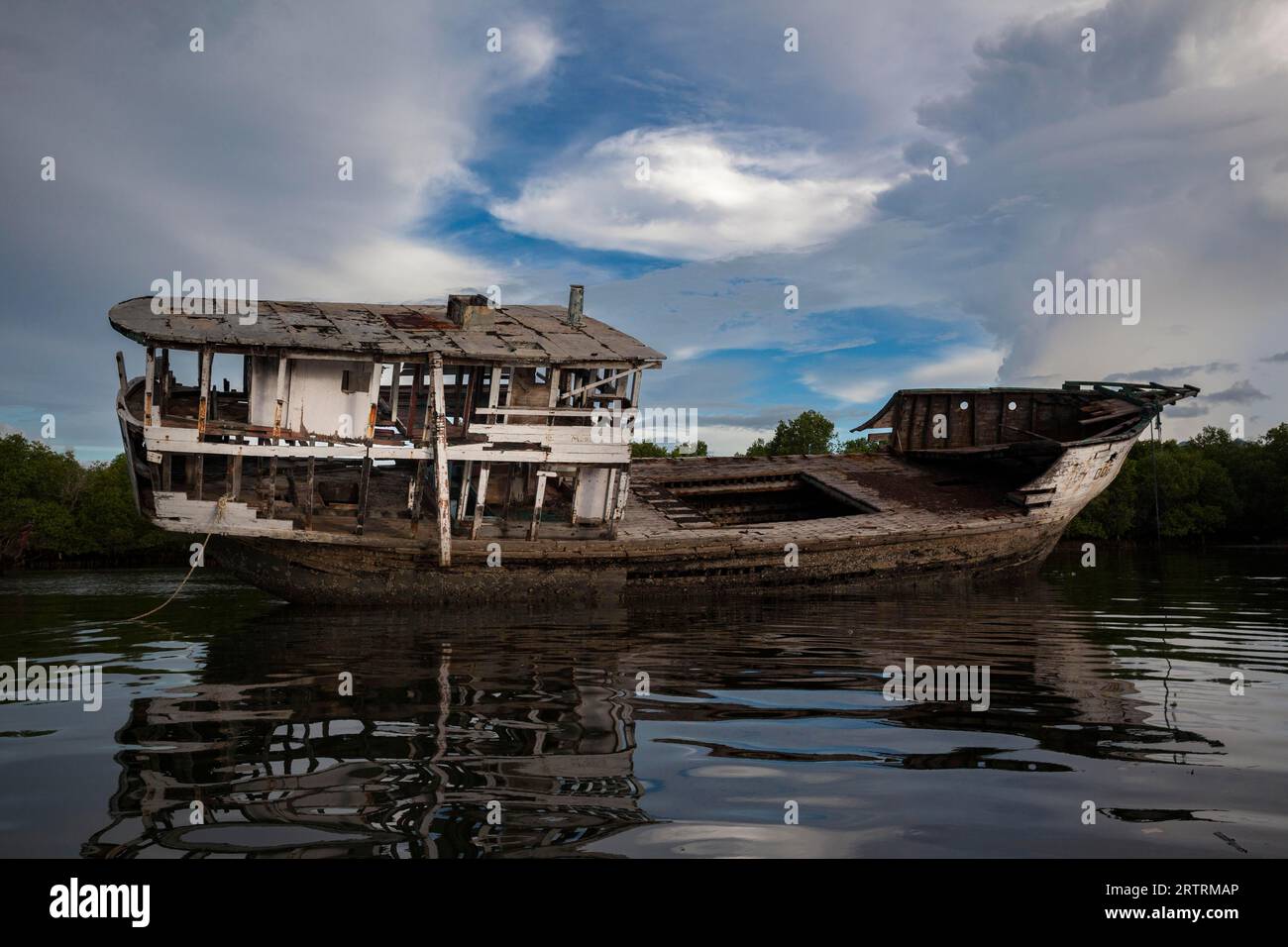 Ship wreck indonesia hi-res stock photography and images - Alamy