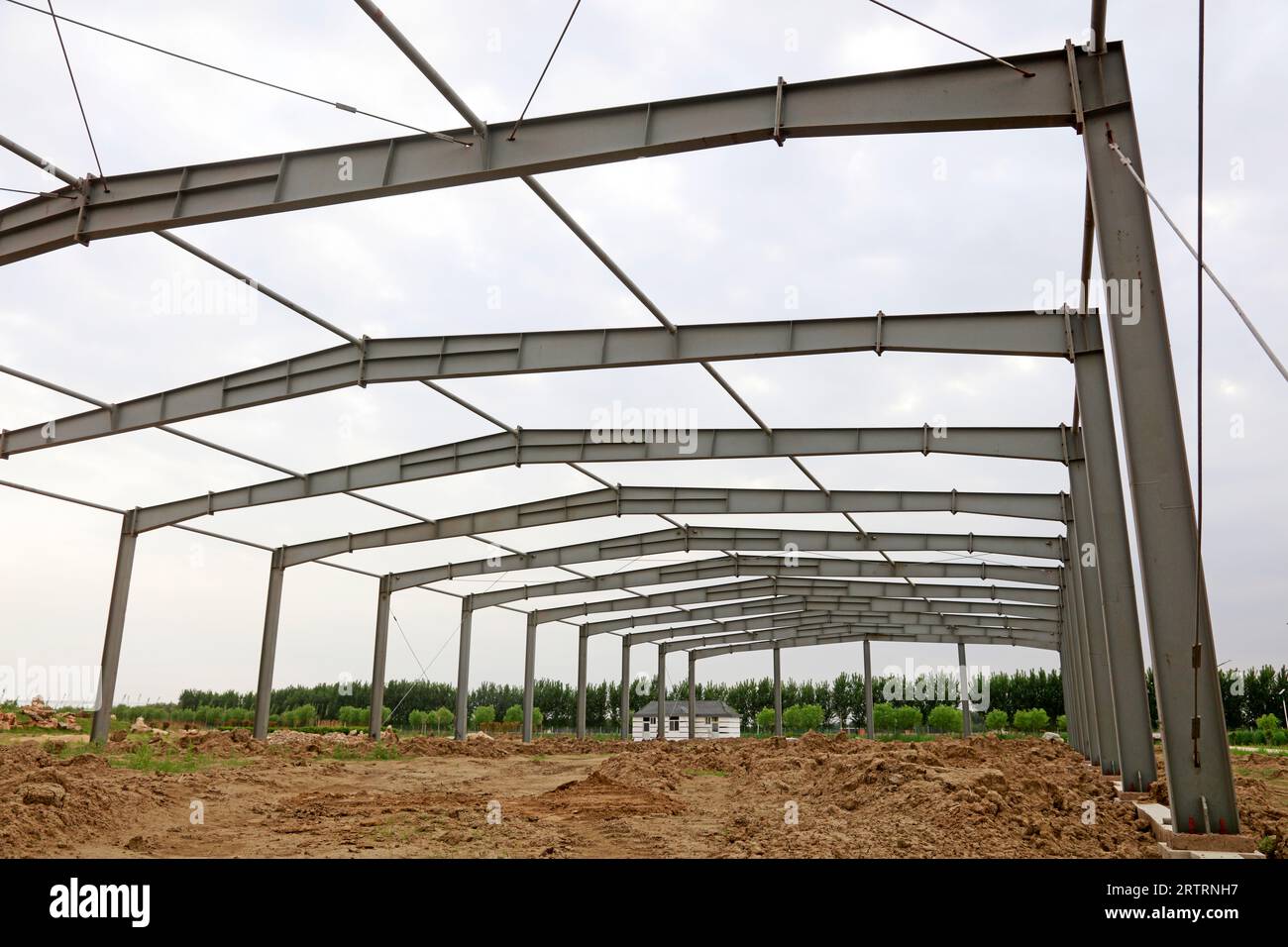 Steel beam frame Stock Photo - Alamy