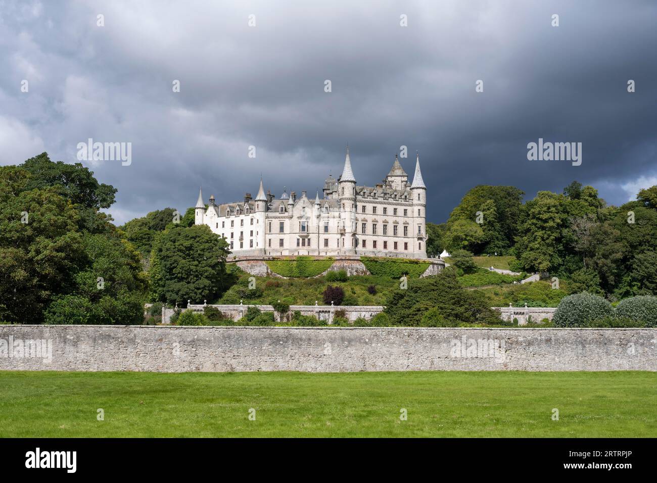 Dunrobin Castle, Golspie, Sutherland, Highlands, Scotland, United ...