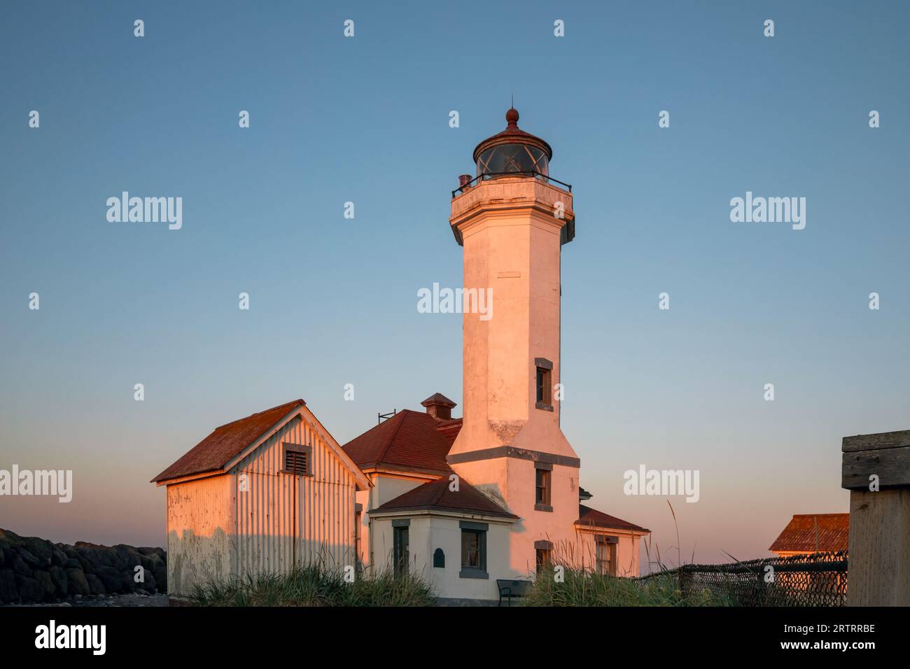 WA23633-00...WASHINGTON - The abandoned Point Wilson lighthouse at ...