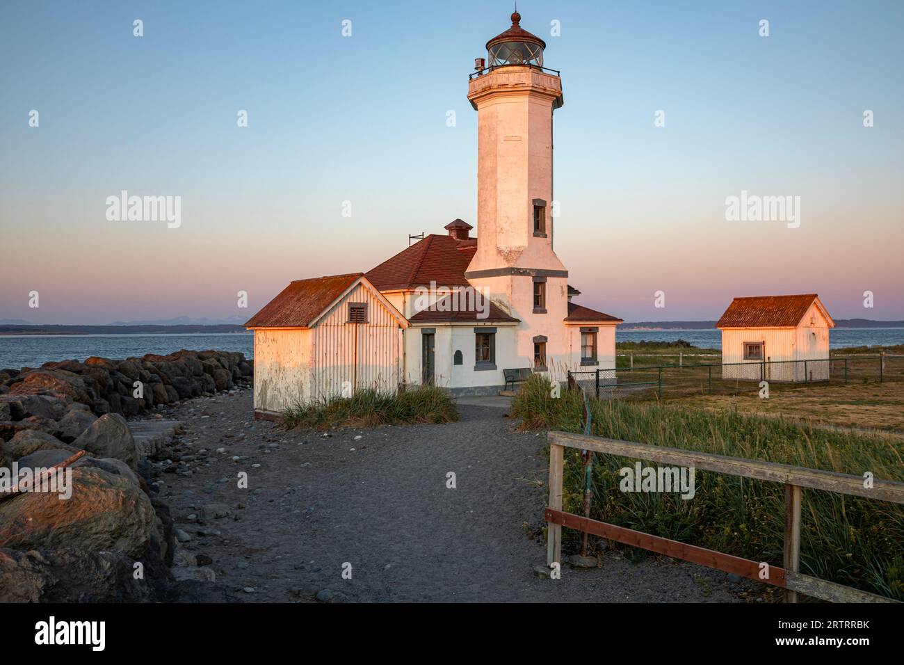Link between strait of jaun de fuca and puget sound hi-res stock ...