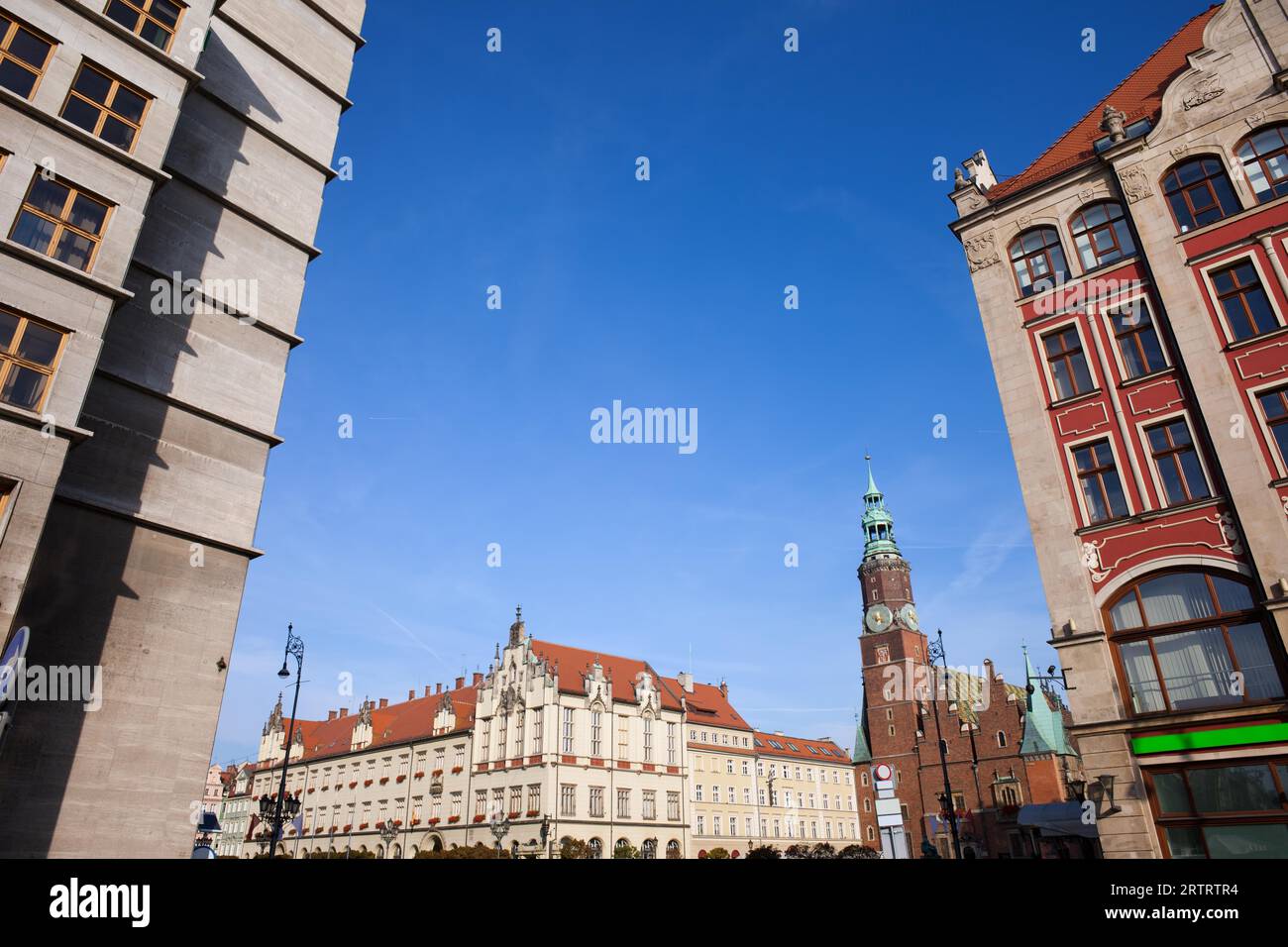 Historic wroclaw architecture hi-res stock photography and images - Alamy
