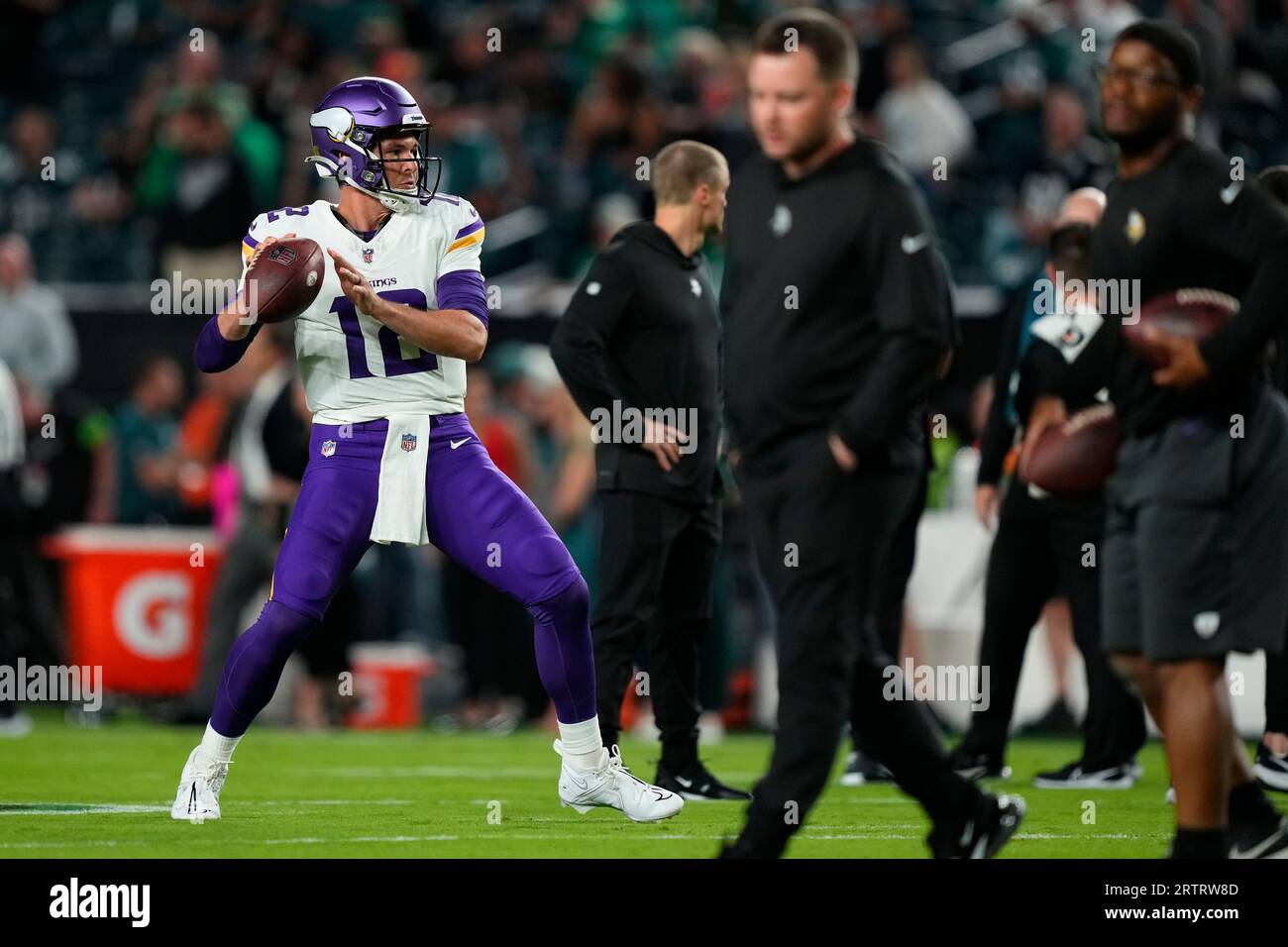 Minnesota Vikings quarterback Nick Mullens (12) warms up before an NFL ...