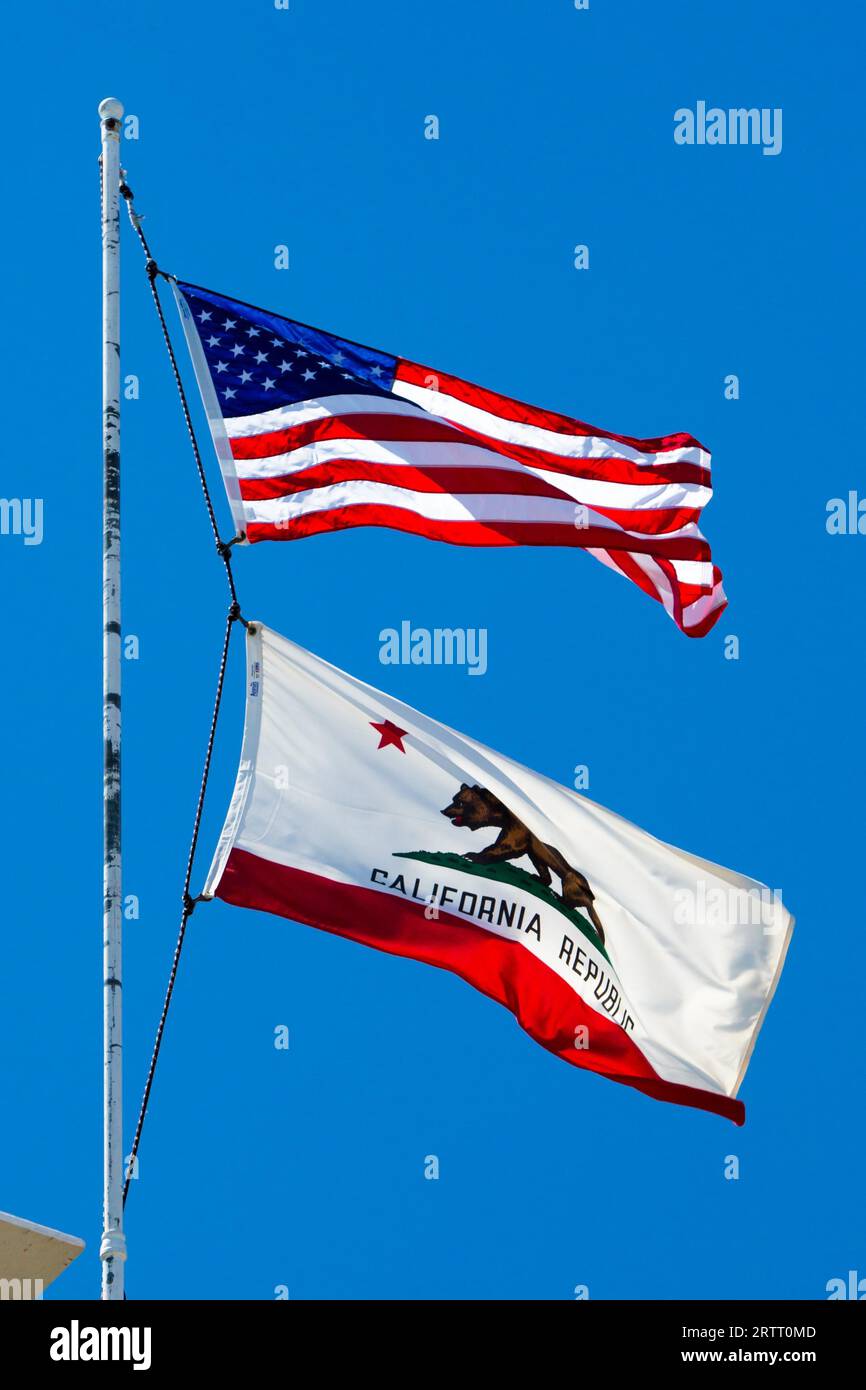 Twin Peaks, USA, 16th August, 2015: The USA and California state flags ...