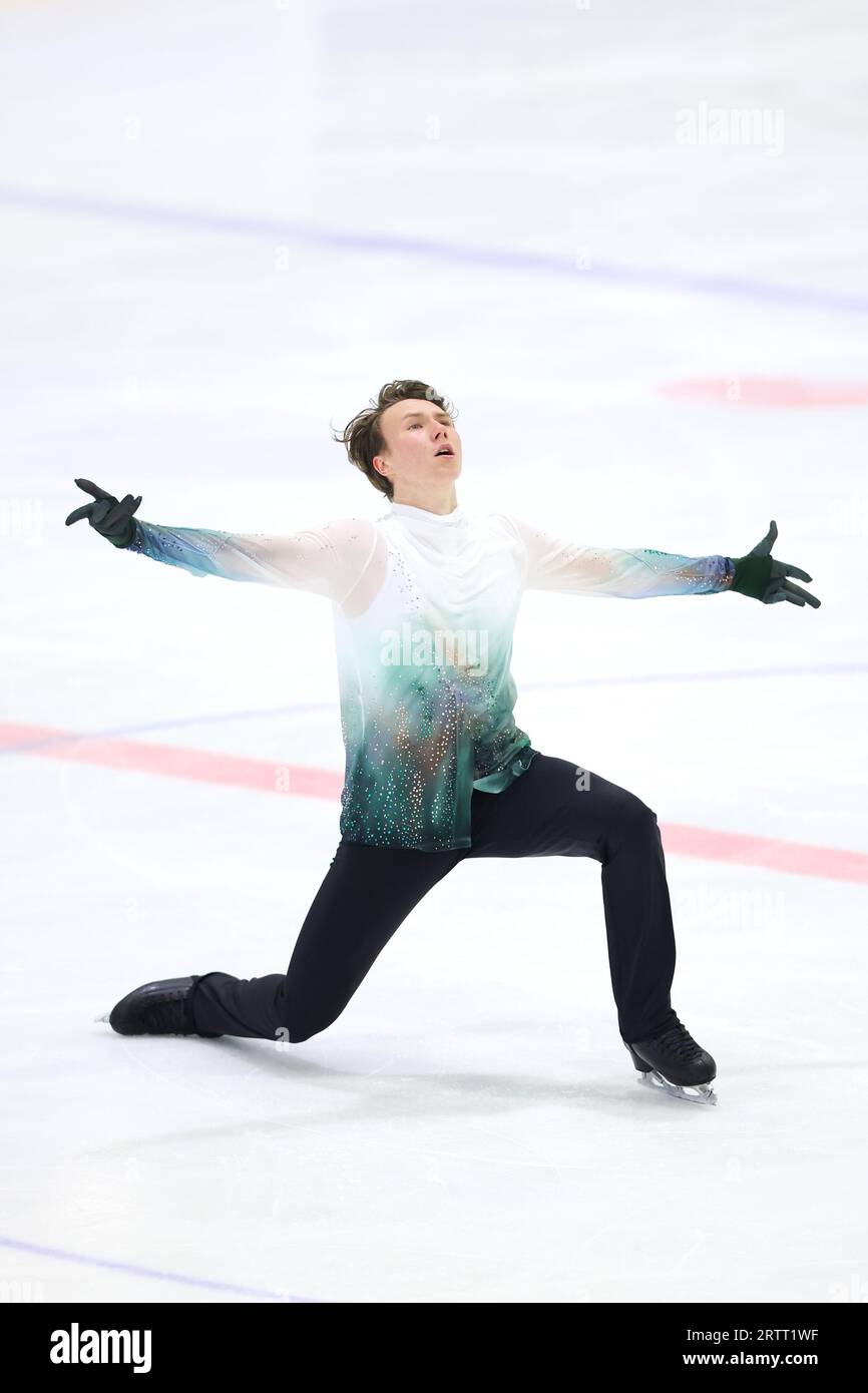 Osaka, Japan. 14th Sep, 2023. Daniel MARTYNOV (USA) Figure Skating ...