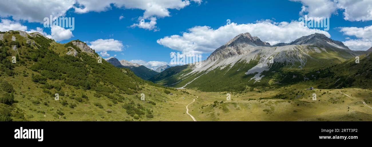 Pass da costainas hi-res stock photography and images - Alamy