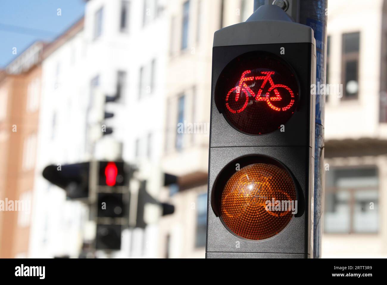 Pedestrian traffic lights germany hi-res stock photography and images ...