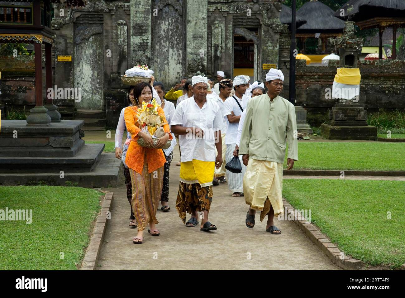 Ceremony in the temple, Bali, Indonesia Stock Photo - Alamy