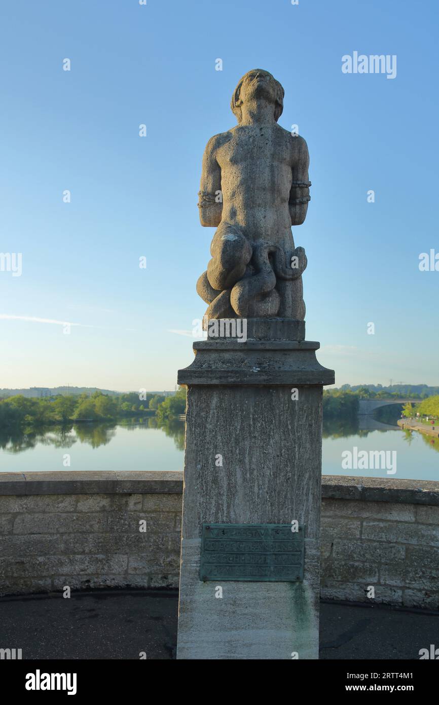 War memorial by Richard Rother, sculpture, stone, bound, snake figure ...