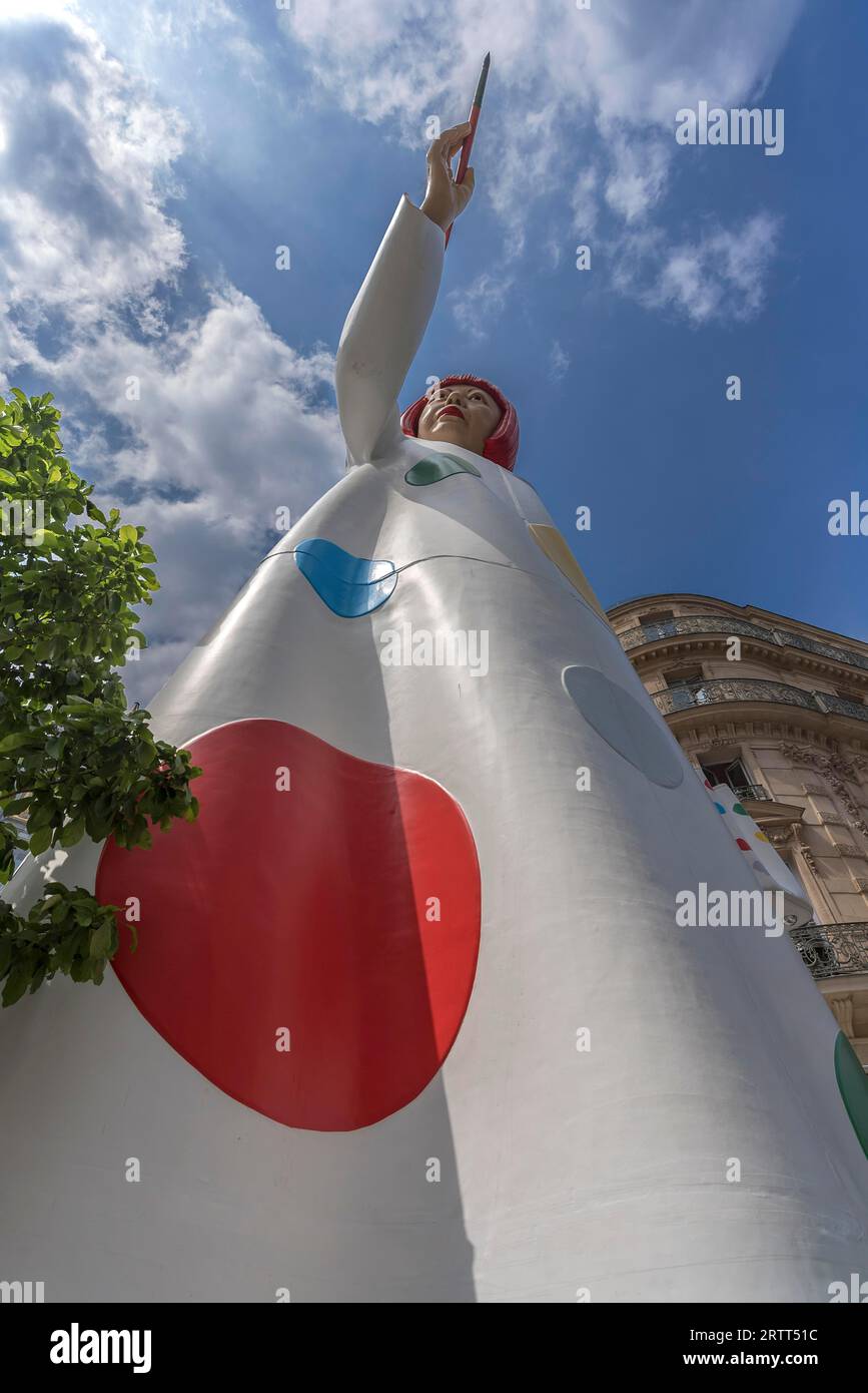 Gigantic advertising figure by the Japanese artist Yayoi Kusama ...