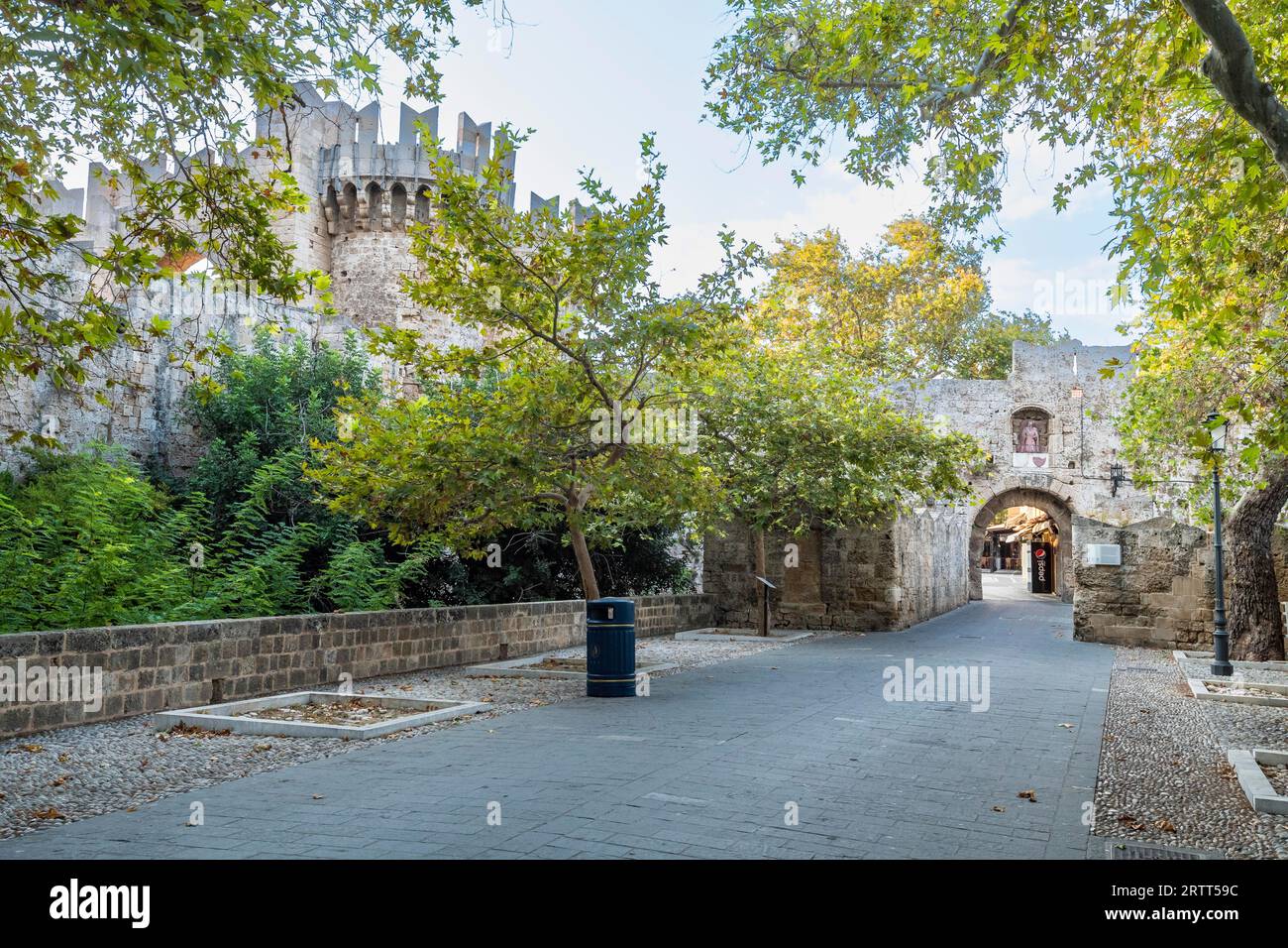 City gate, city wall up to 12 metres thick with gates enclosing the ...