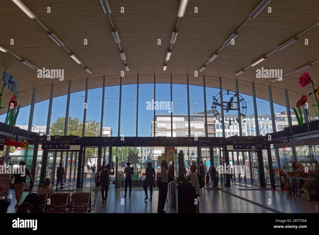 1950s architecture hi-res stock photography and images - Alamy