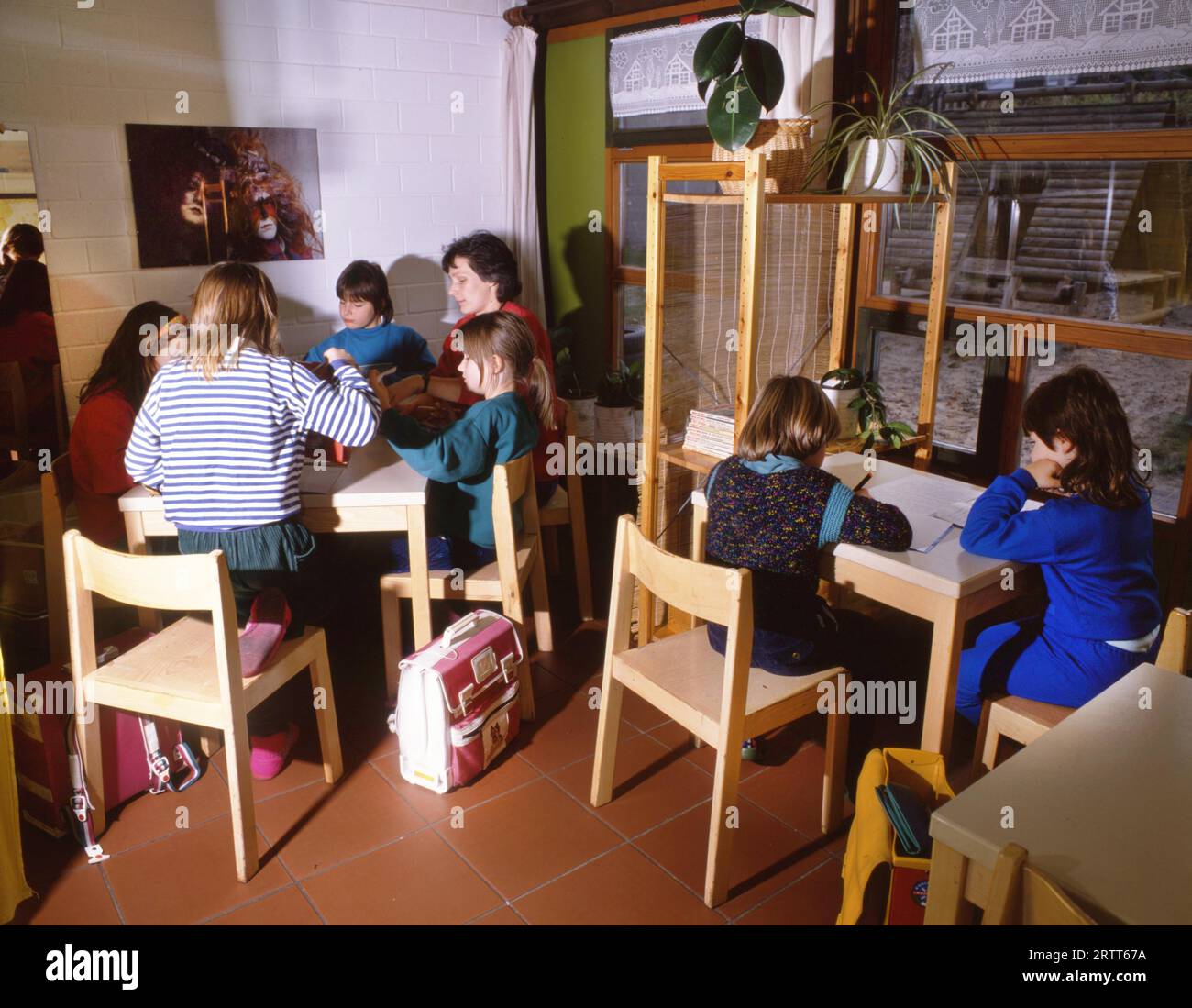 Kindergarten primary school hi-res stock photography and images - Alamy