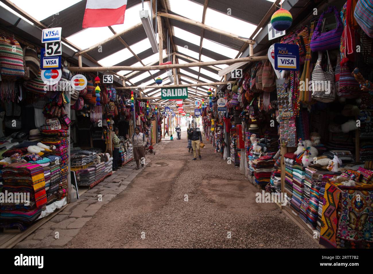 Peruvian crafts hi-res stock photography and images - Alamy