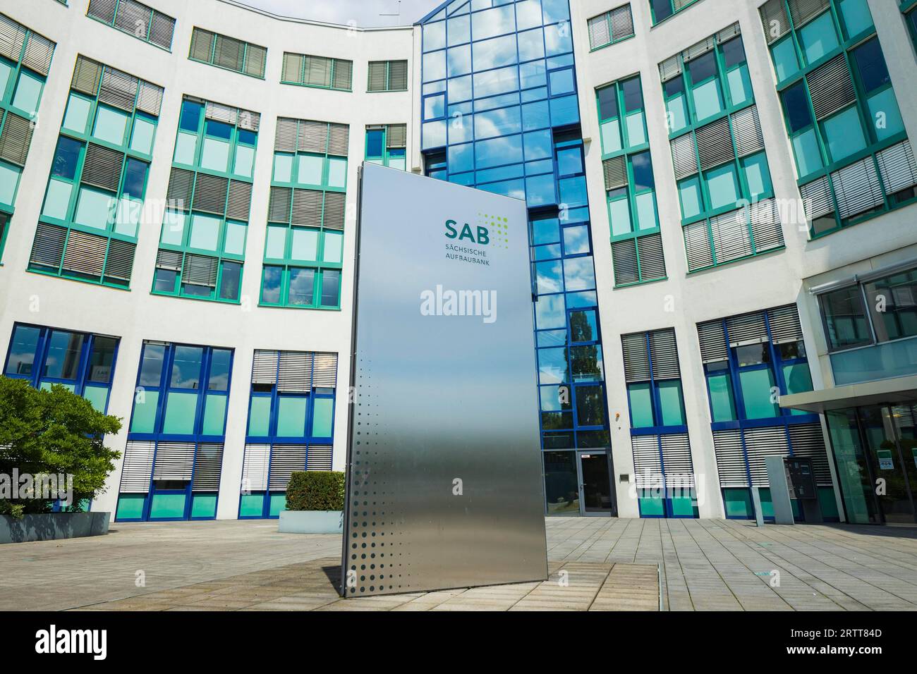 Aufbaubank hi-res stock photography and images - Alamy