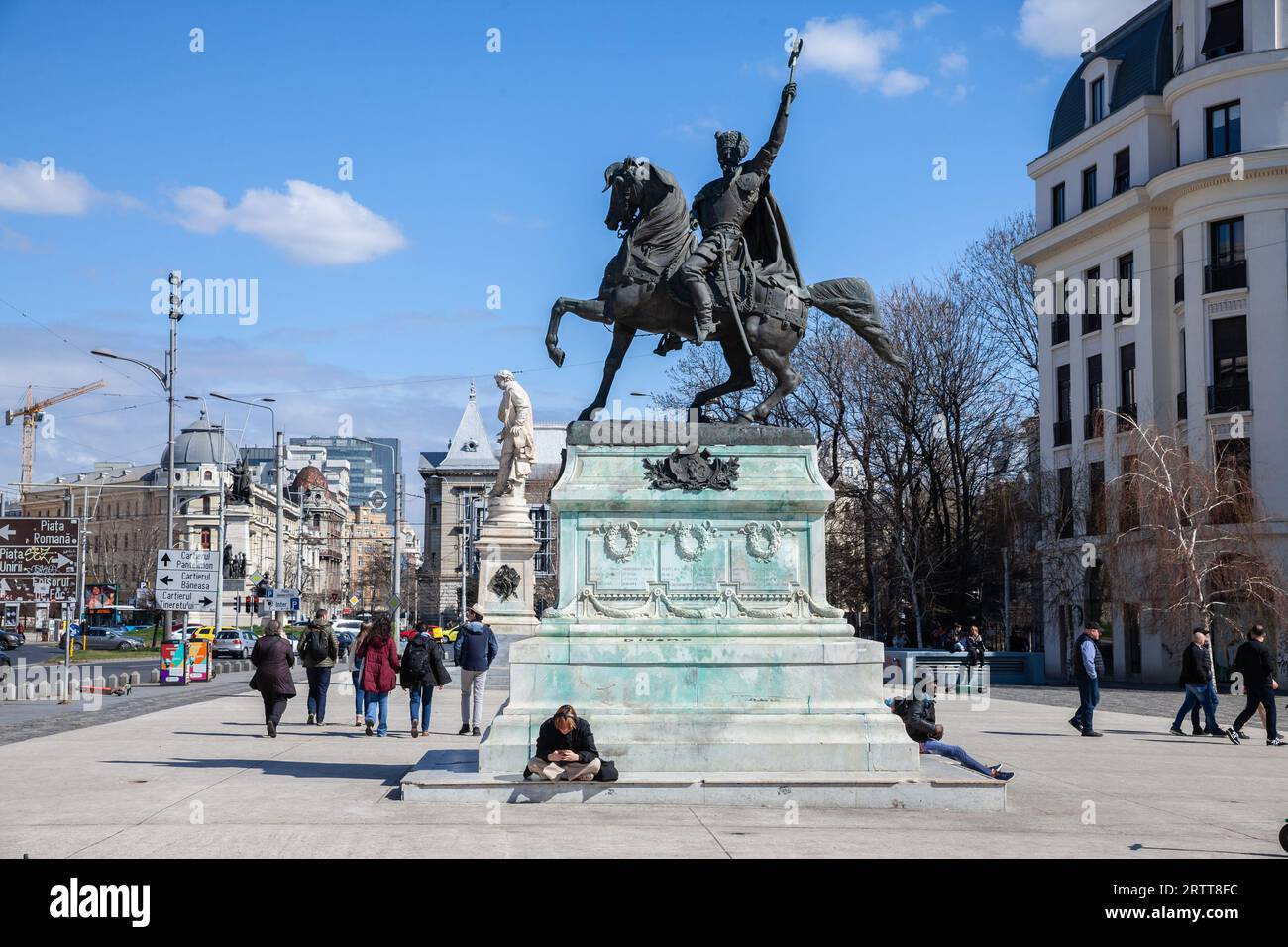 Picture of the statue of Mihai the brave on piata universitatii in ...