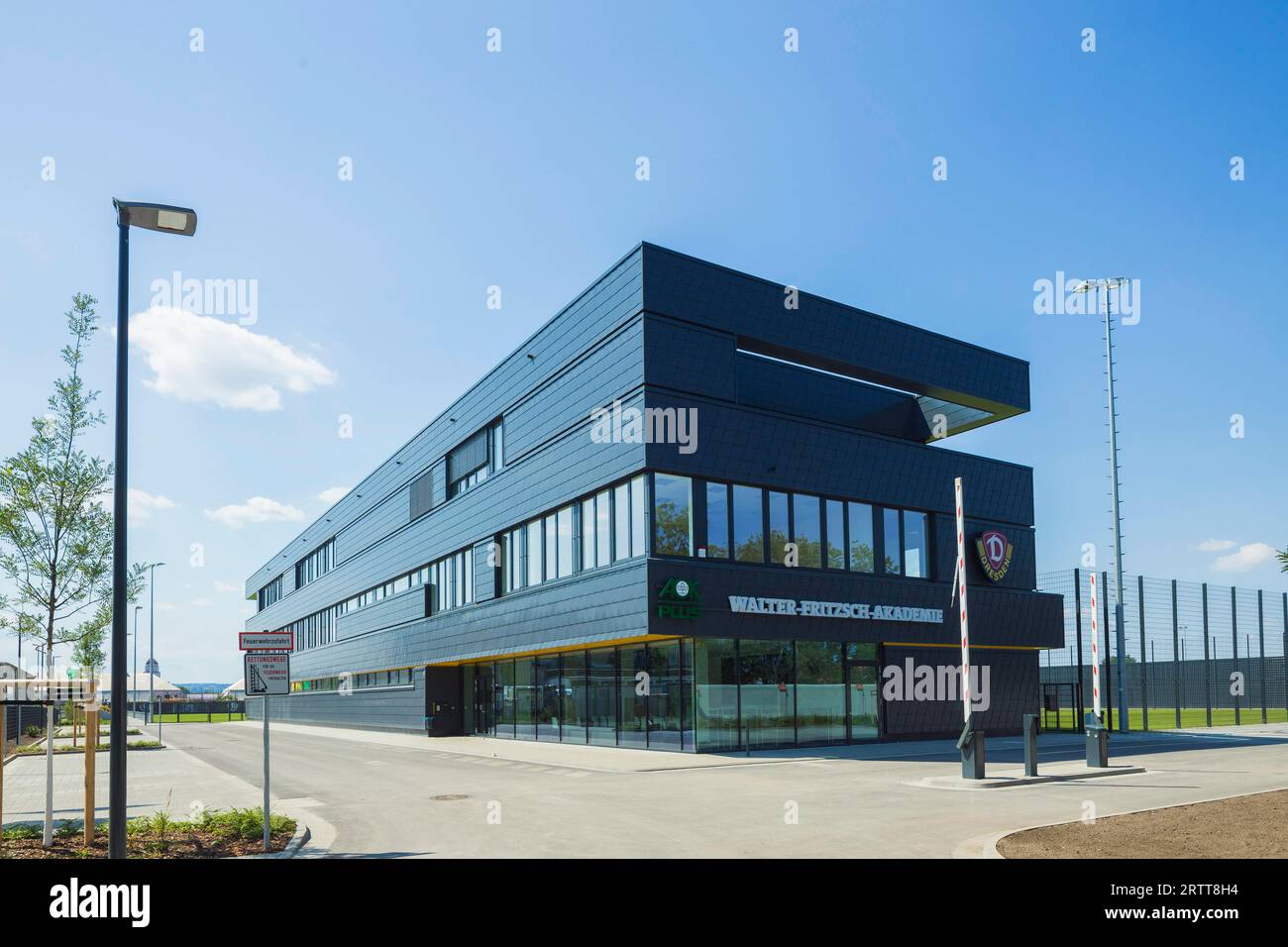 New training facility hi-res stock photography and images - Alamy