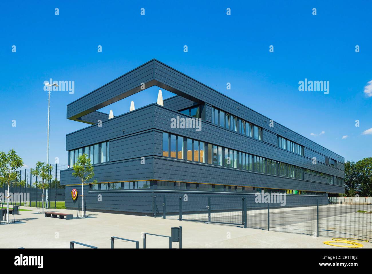 New training facility hi-res stock photography and images - Alamy