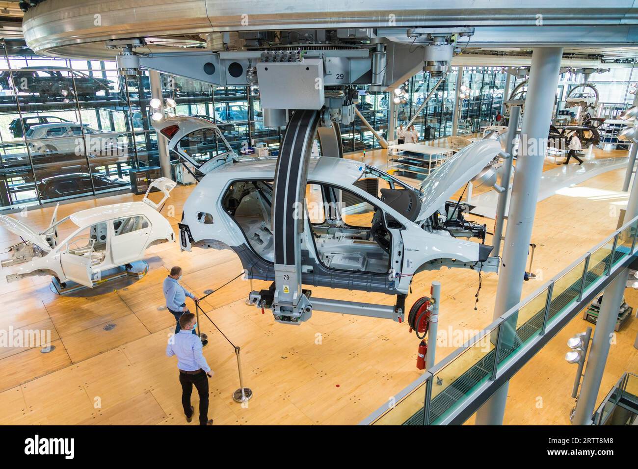 Transparent production in the Transparent Factory. After the phasing ...