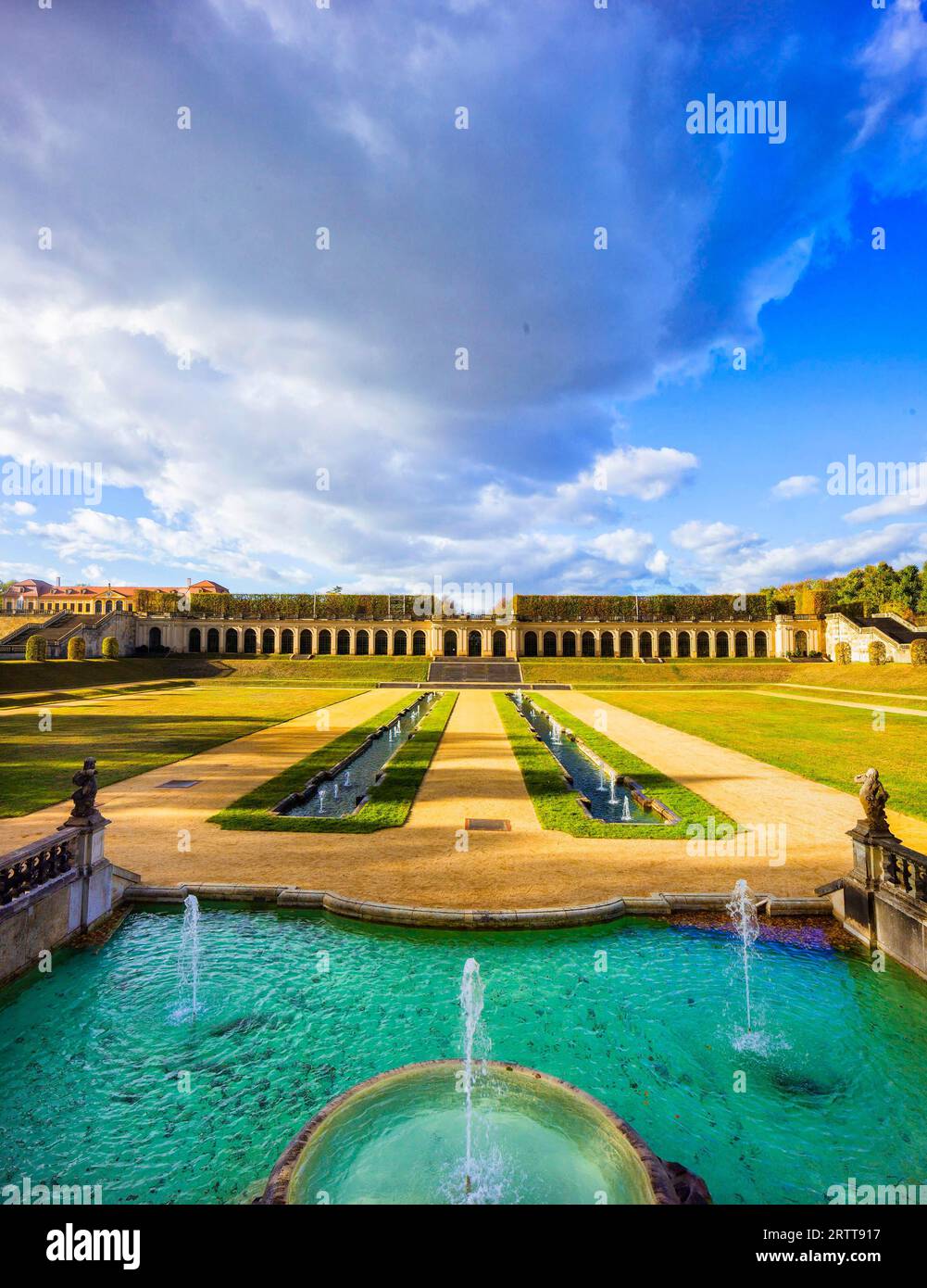 Baroque sandstone sculpture hi-res stock photography and images - Alamy